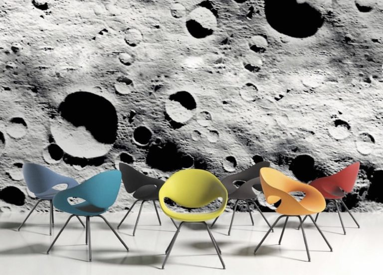 MOON CHAIR - David Shaw