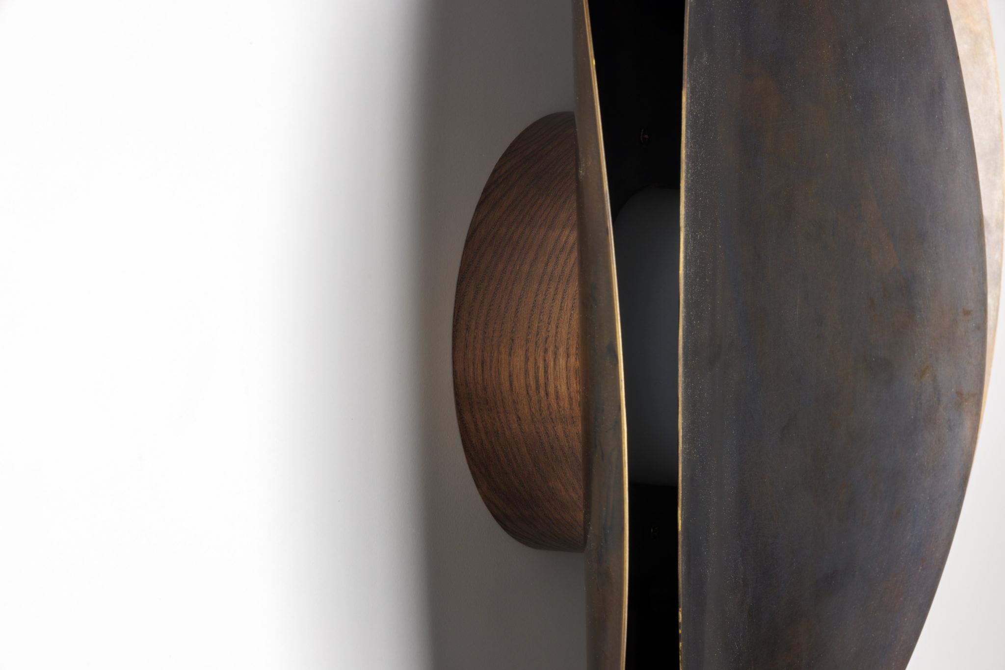 DAVID SHAW X NIGHTWORKS DUET HALO WALL LIGHT - David Shaw