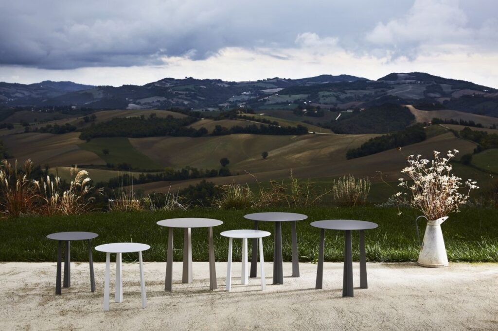 TAO TABLES - David Shaw